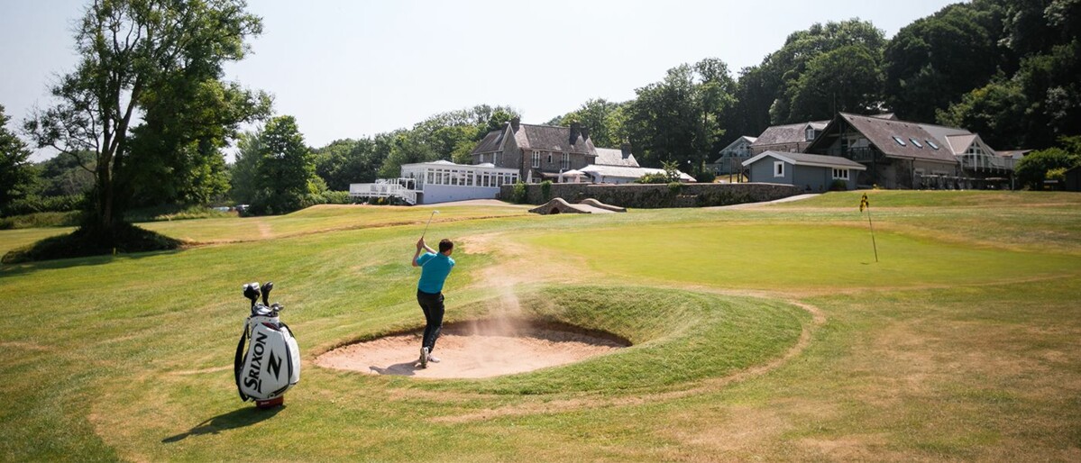 Trefloyne Manor | Golf at Trefloyne